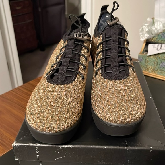 Steven By Steve Madden | Shoes | Steven By Steve Madden Gold Wedge Shoe ...